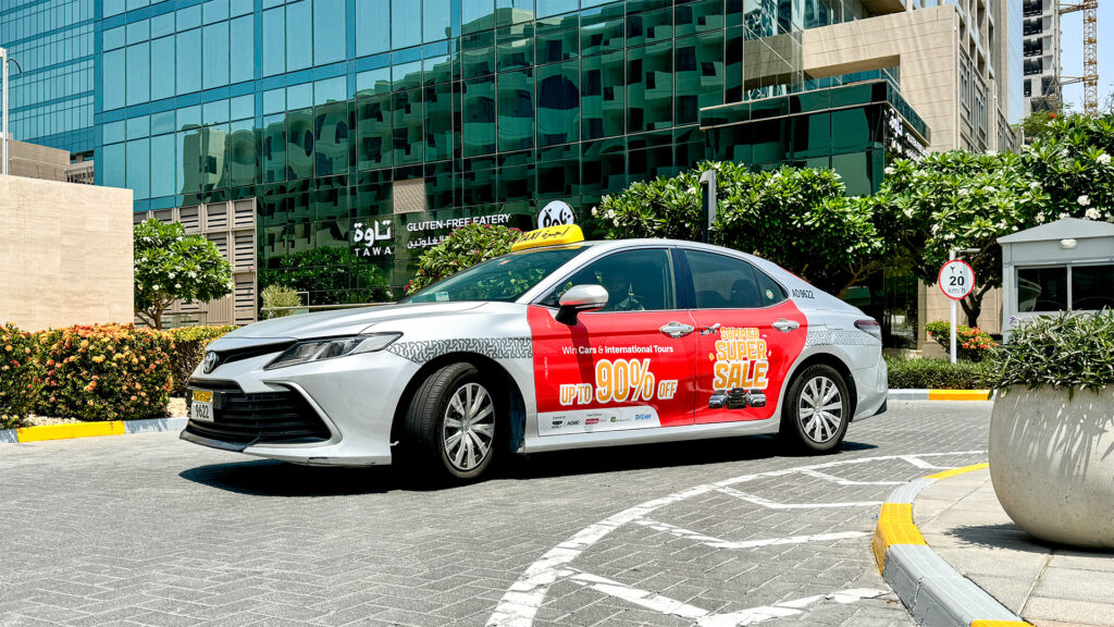 Service - Taxi Outdoor - OOH advertising
